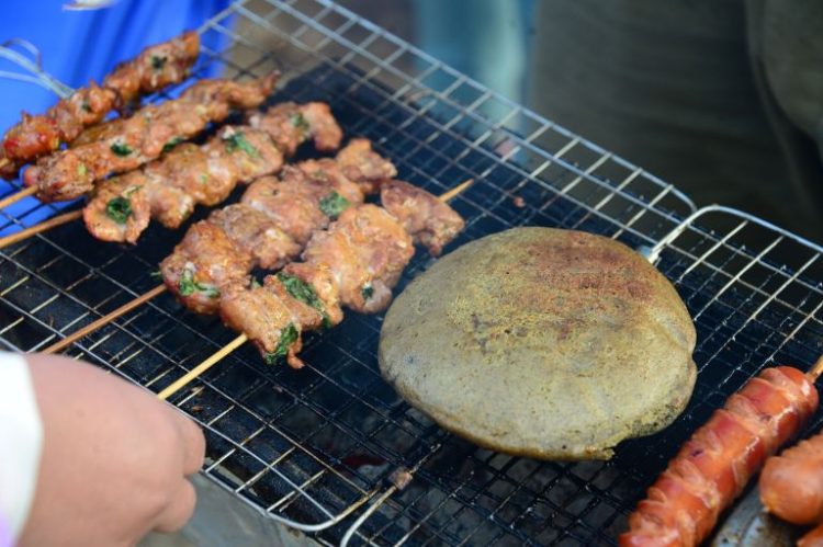 Bánh Tam Giác Mạch Hà Giang | Đặc Sản Vùng Cao Nguyên Đá