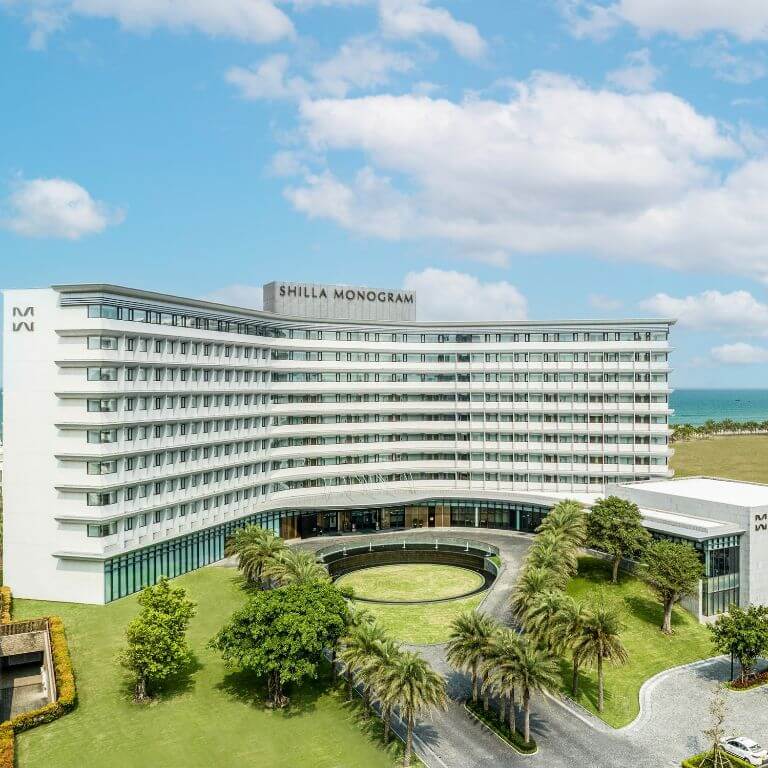 Shilla Monogram Đà Nẵng | Resort View Biển Mang Đằng Cấp Quốc Tế - 2Trip